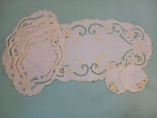 set di 6 centri a intaglio