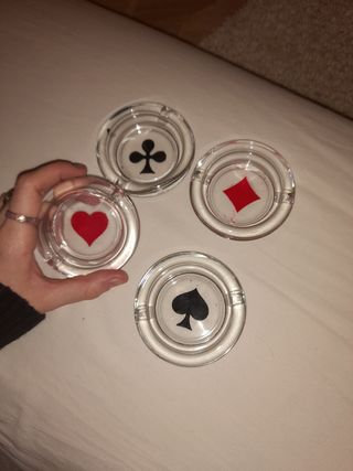Quattro Posacenere in Vetro- Semi delle Carte