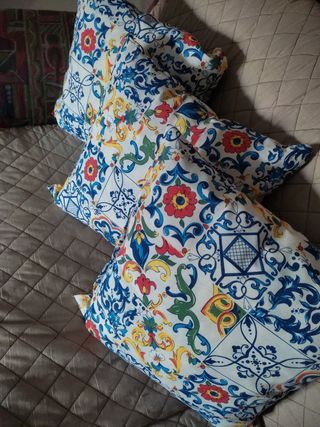 tris cuscini per arredamento 