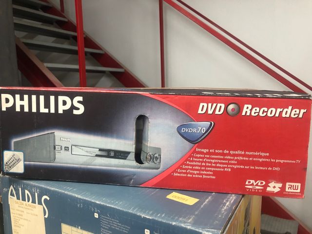 DVD REPRODUCTOR Y GRABADOR DE DVD NUEVO de segunda mano por 80 EUR en ...