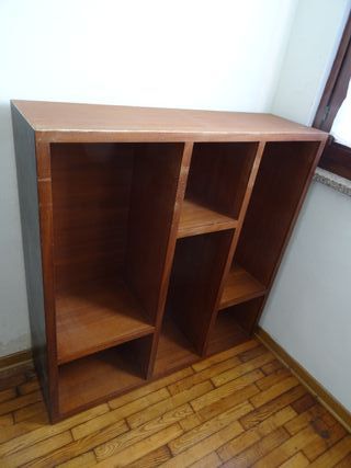 Mobile ritira-tutto in legno