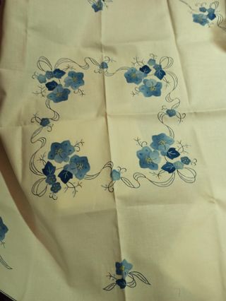 centrotavola bianco e azzurro