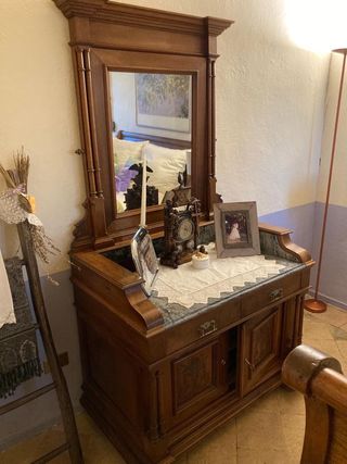 Mobile con specchio vintage 