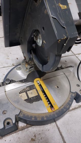Vari tipi di seghe elettriche