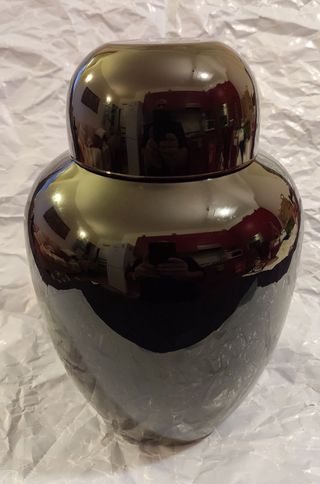 Potiche in vetro nero