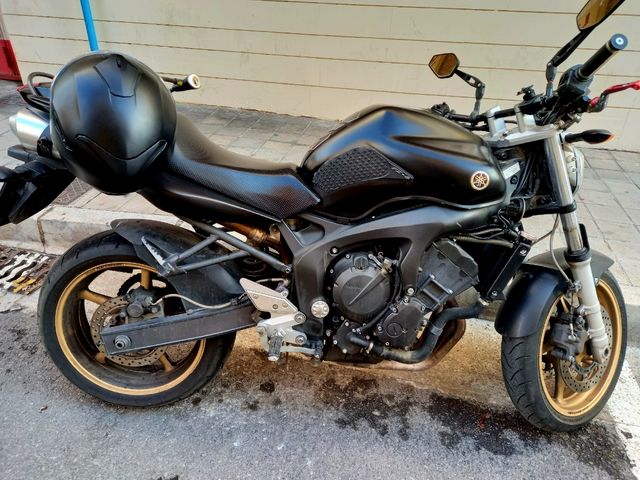 yamaha fz6n de segunda mano por 2.500 EUR en Alicante/Alacant en WALLAPOP