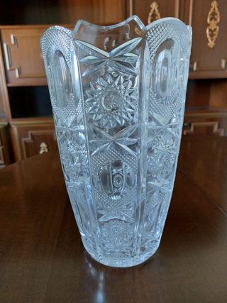 vaso in vetro lavorato