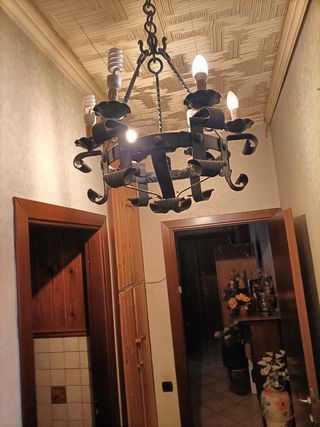 lampadario in ferro battuto 