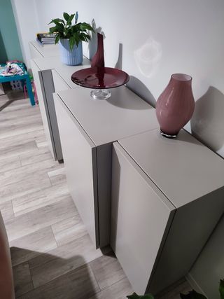 Madia salotto moderno