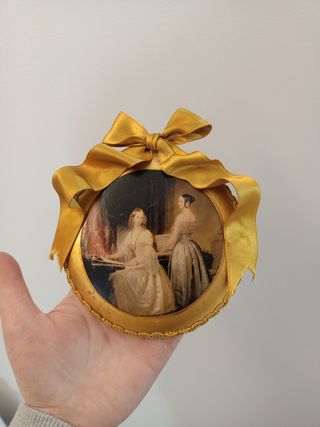 Quadretto ovale donne 