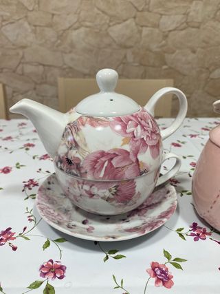 Teiera e tazza shabby chic nuovo