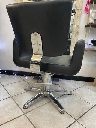 Poltrone da parrucchiere con pompa idraulica