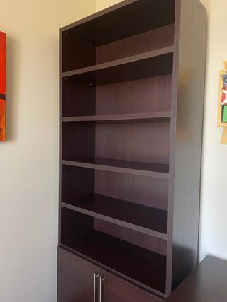Libreria e scrivania