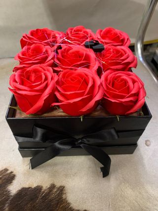 Composizioni rose di sapone profumate