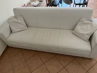 DIVANOLETTO 3 posti_Roma zona anagnina