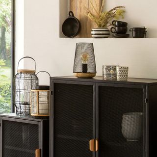 Lámpara Sobremesa 23cms Metal y Madera.