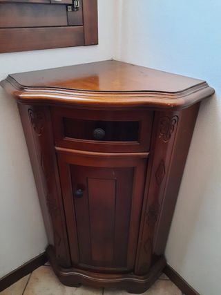 Mobiletto ad angolo vintage 