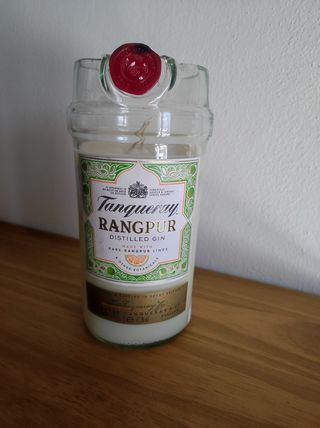 Candela in bottiglia di gin
