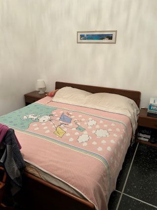 Letto e comodini