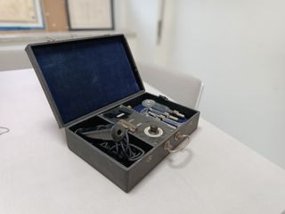 Apparecchiature d'epoca per scopi medicali