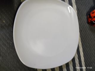 4 piatti quadrati bianchi il castello 