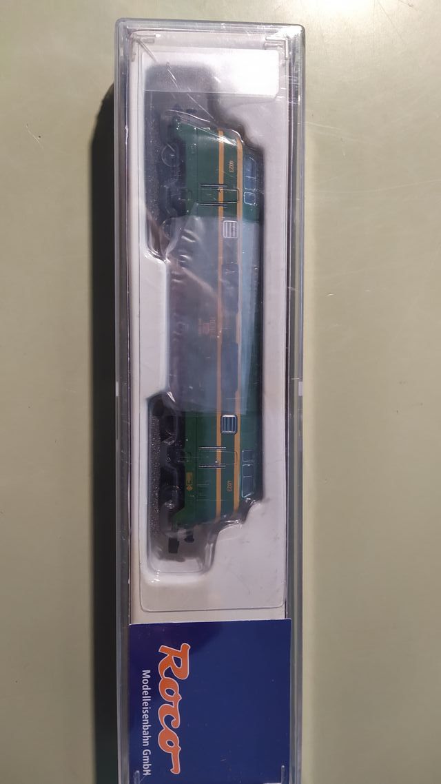 LOCOMOTORA DIESEL RENFE 340 - Roco N 23216 d\'occasion pour 180 EUR in ...