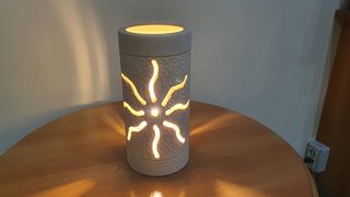 lampada in pietra leccese