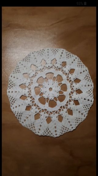 centrino vintage fatto a mano diametro cm 19