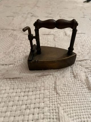 Miniatura ferro da stiro 