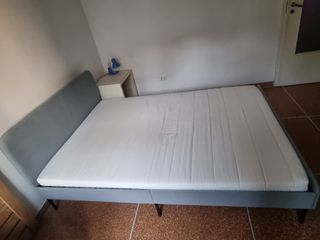 Letto due piazze completo