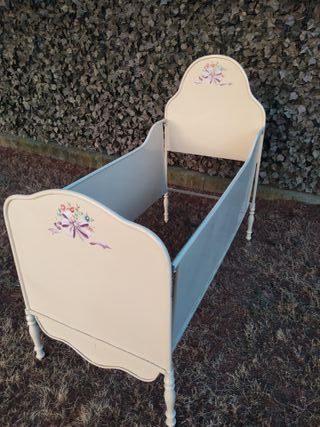 lettino in lamiera smaltata