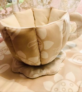 Tazzona imbottita. Confezionata. Con  tessuto Thun