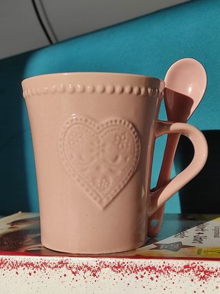 Tazza in ceramica rosa antico 