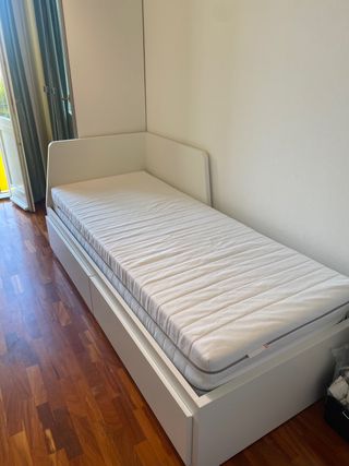 Divano letto Flekke con 2 materassi