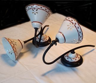 8 Applique in ceramica e ferro battuto