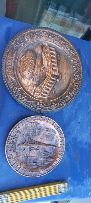 2 piatti in  rame vecch il piccolo pesante 10 cad 