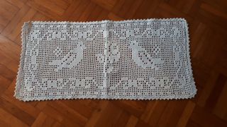 Centro tavola vintage fatto a mano cm.51x26. Nuovo