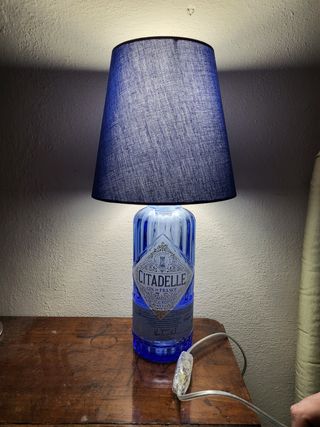Lampada con bottiglia Gin Citadelle