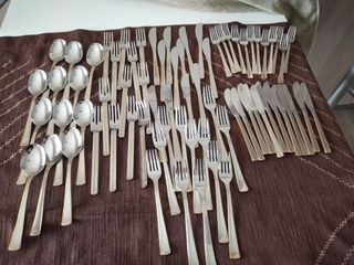 servizio di posate in acciaio