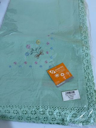 2 federe ricamate verde con merletto 