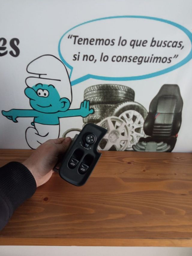 Mandos elevalunas Alfa Romeo 147 3 puertas de segunda mano por 0 EUR en Pola de Siero en WALLAPOP