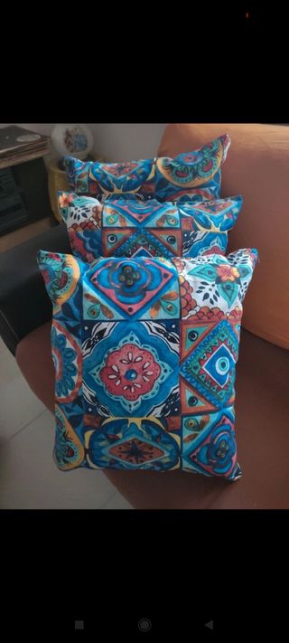 tris cuscini per arredamento disegno Maiolica 