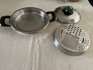 Bistecchiera AMC arondo con coperchiò AMC 