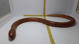 Serpente in legno