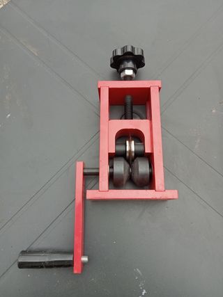 macchina Manuele sbuccia cavi elettrici 