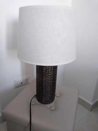 lampada da tavolo con paralume