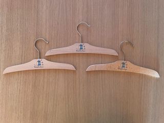 Appendiabiti bebè in legno