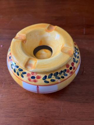 Posacenere in ceramica