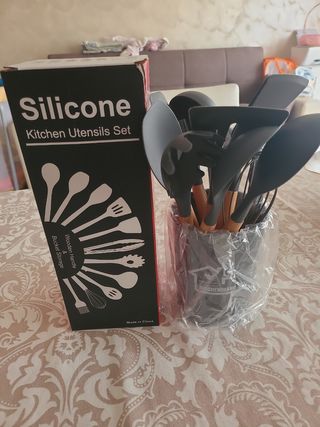 set utensili  legno e silicone grigio scuro nuovo 
