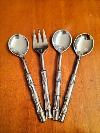 3 cucchiaini e 1 forchettina